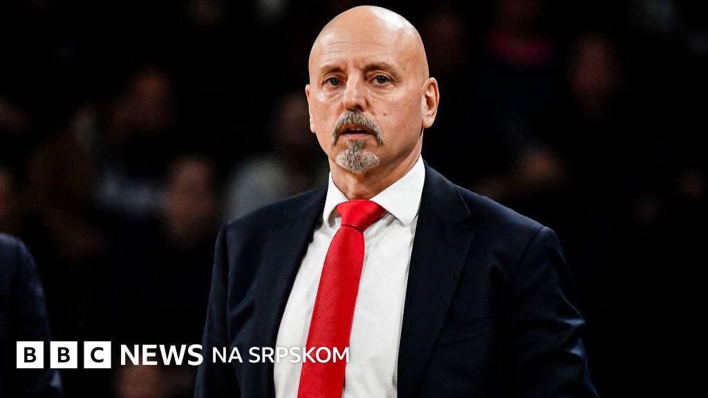 Čovek koji je poljubio grb: Ko je Saša Obradović, novi trener košarkaša Crvene zvezde - BBC News ...