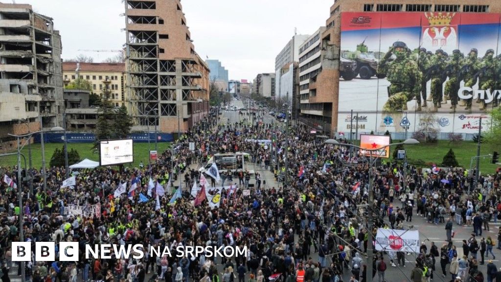 Studentski protest 'Za Generalštab' u Beogradu - BBC News na srpskom