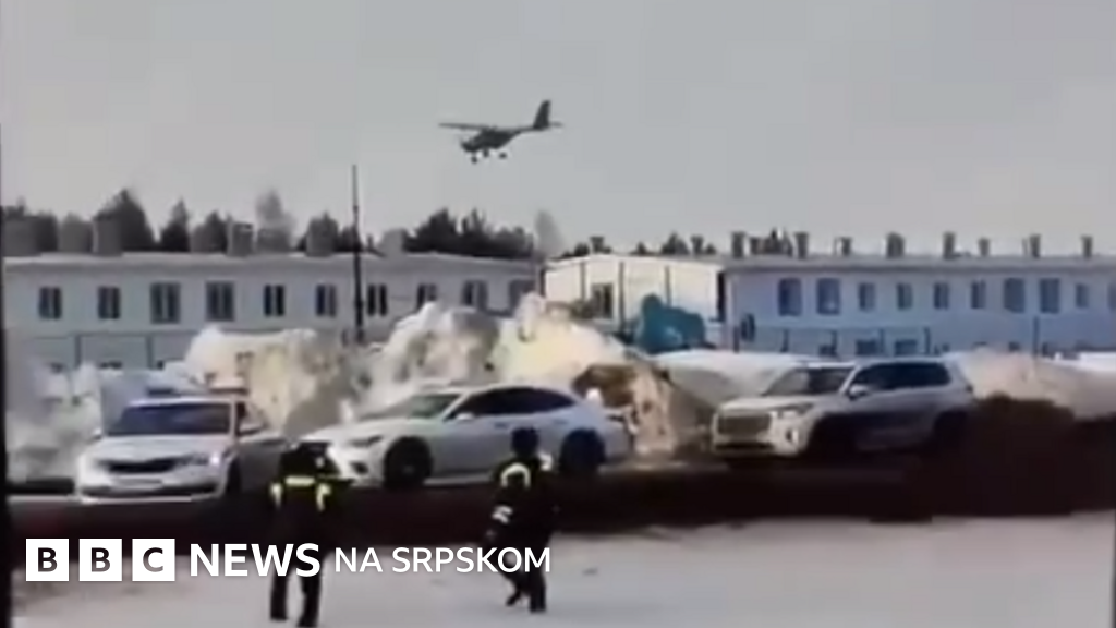 Rusija i Ukrajina: Najdublji ukrajinski udar dronovima na rusku ...