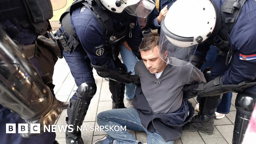 Protesti, incidenti i privođenja u Beogradu i Novom Sadu - BBC News na ...