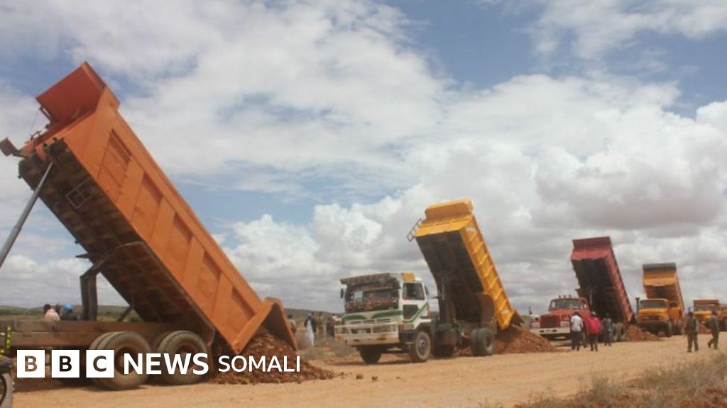 Dhismaha waddada Ceerigaabo iyo Burco - BBC News Somali