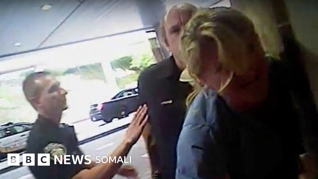 Kalkaaliso 500,000 oo doolar lagaga xaalmariyay xirid - BBC News Somali