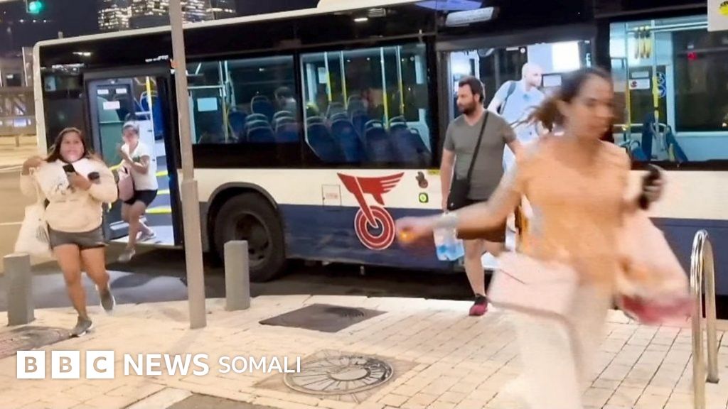 Daawo: Gantaalada xamaas oo ku hoobanaya Tel Aviv iyadoo dadka ay ...