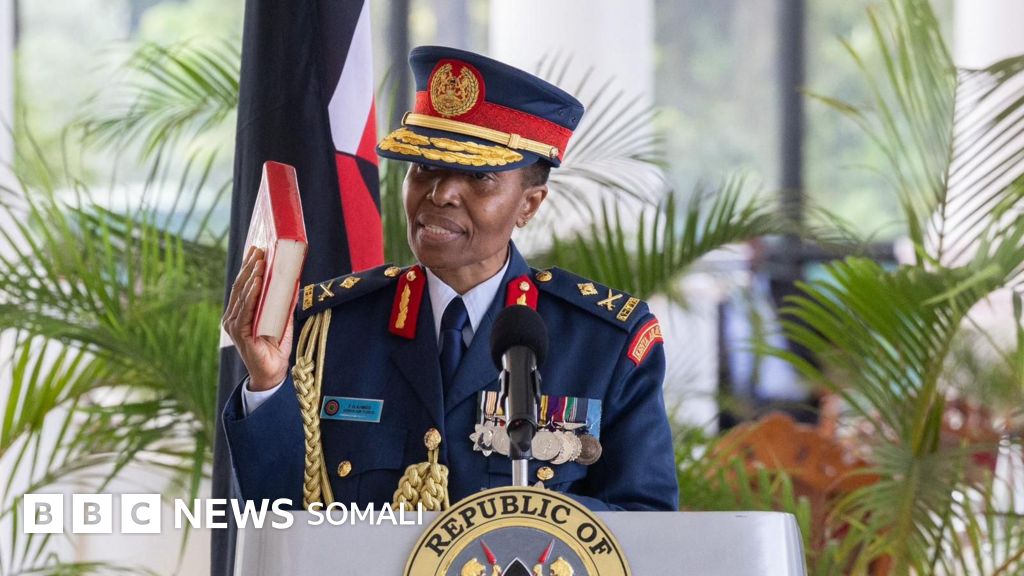 Faadumo Axmed: Waa tuma gabadha Muslimadda ah ee loo magacaabay ...