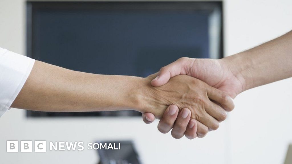 Switzerland: Lamaane Muslim ah oo dhalasho loo diiday - BBC News Somali