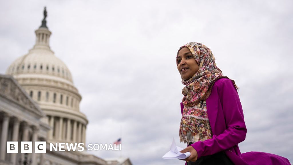 Ilhaan Cumar: “Sidii Trump uu u yimid nacaybka Islaamka loo qabo hoos ...