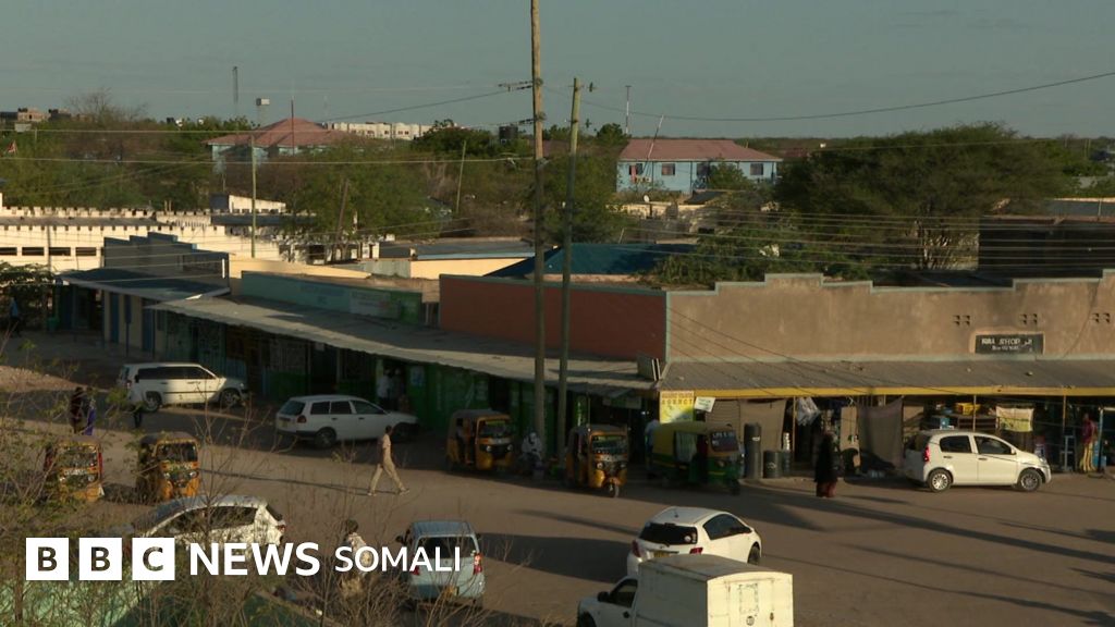 Maxaa kasoo kordhay xildhibaanka Wajeer ee lagu la'yahay Kenya? - BBC ...