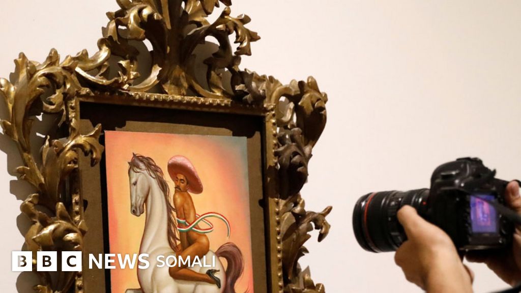 Mexico: Sawirka geesiga qaawan ee sababay mudaharaadyada - BBC News Somali