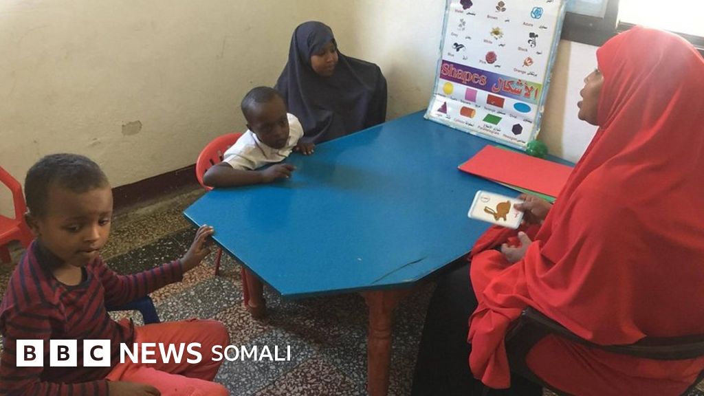 Carruurta uu hayo xanuunka Autism-ka oo Muqdisho looga furay xarun lagu ...