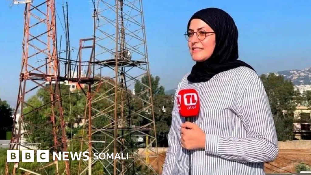 Saynab Yaasiin: Weriye laga diiday inay xijaab xirato oo iska casishay telefishin caan ah iyo ...