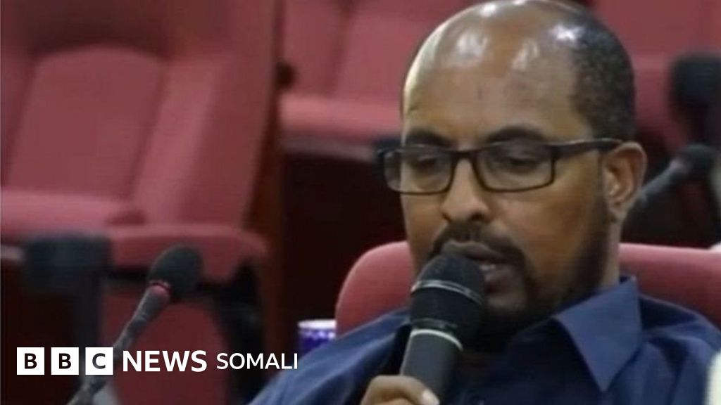 Baarlamaanka Puntland oo diiday iney xasaanadda ka qaadaan xildhibaan ...