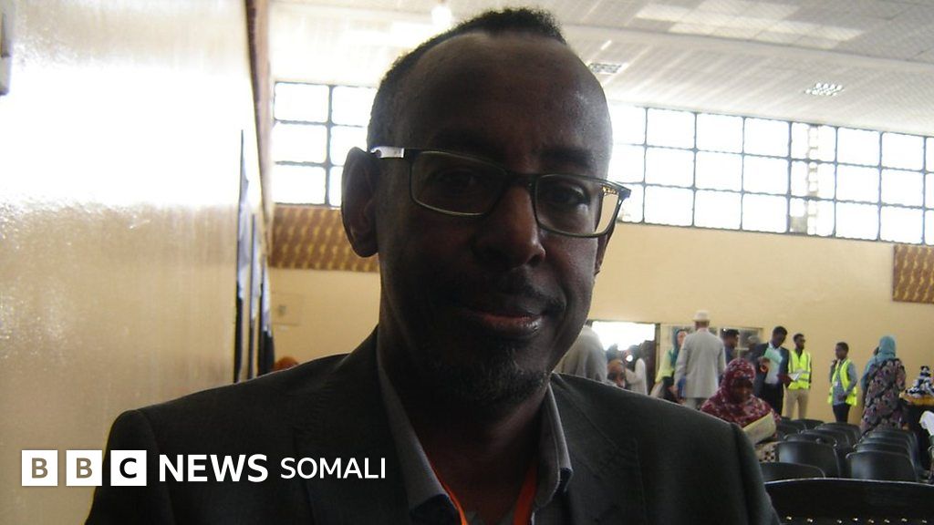 Qoraa Soomaali ah oo soo jeediyay tallooyin ku saabsan sheeko werinta ...