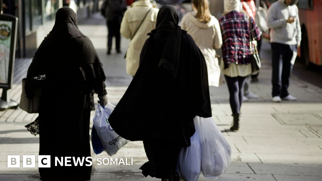 Maxay tahay sababta ku kaliftay dhallinyaro tahriib tagay Aljeeriya in ...