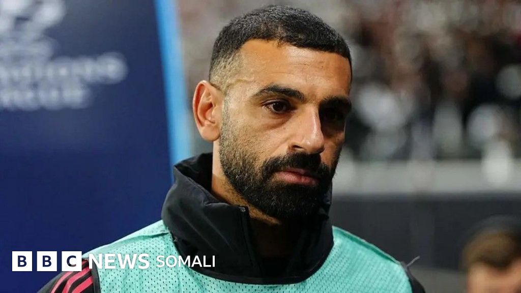 Muxuu tababaraha Liverpool ka yiri qaab-ciyaareedka Maxamed Saalax ...