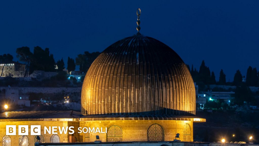 Muxuu Masjidka Al-Aqsa muhiim ugu yahay Muslimiinta iyo Yahuudda? - BBC ...
