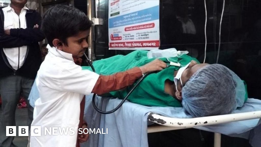 Ninka gaabnidiisa darteed loogu diiday in uu dhakhtar noqdo - BBC News ...