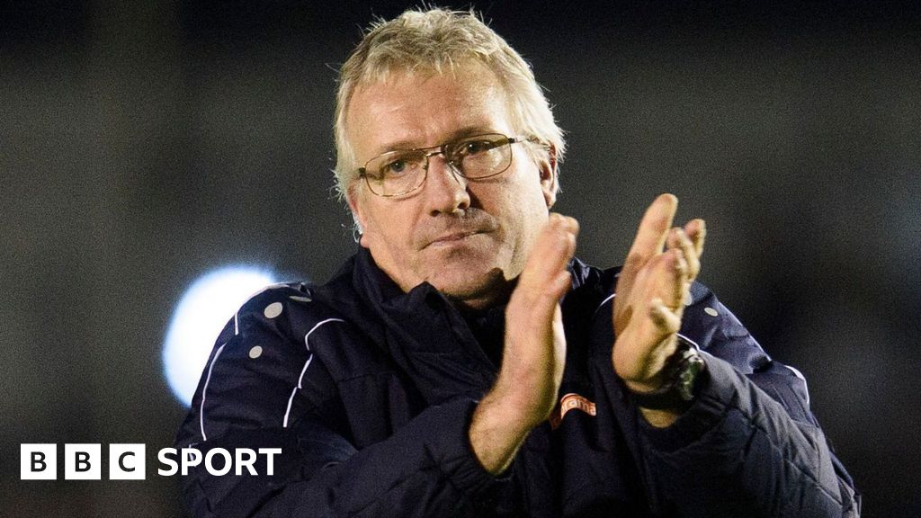 Tim Flowers: Solihull Moors manager leaves club by mutual consent - BBC ...