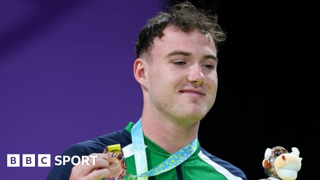 Commonwealth Games: Barry McClements wins Northern Ireland's first ...