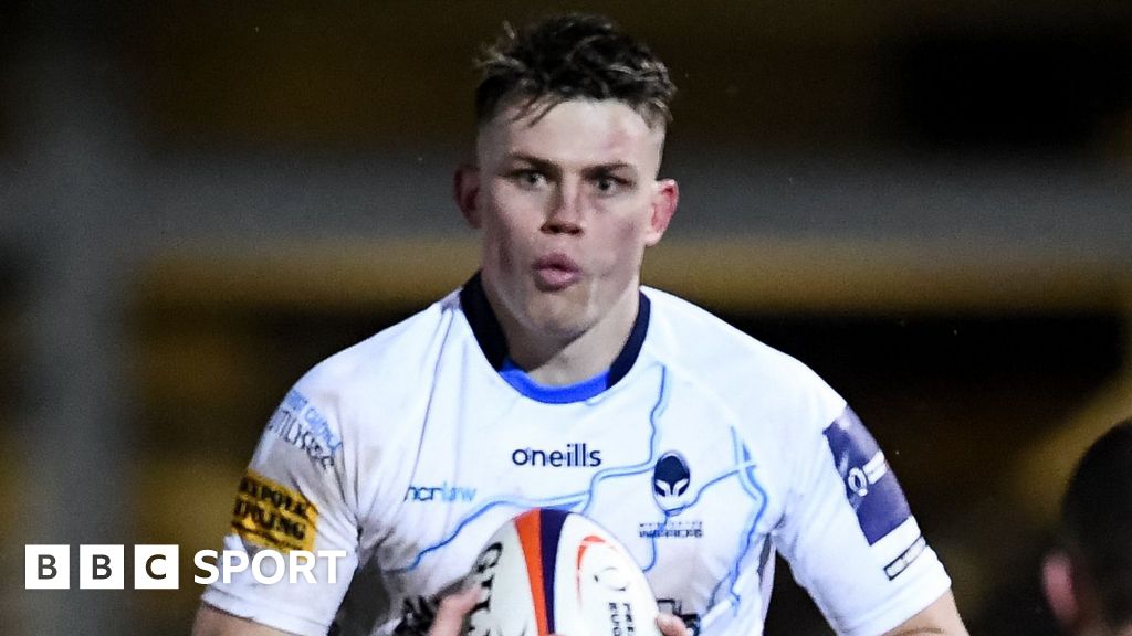 Matt McNab: Cornish Pirates sign Zimbabwe international back - BBC Sport