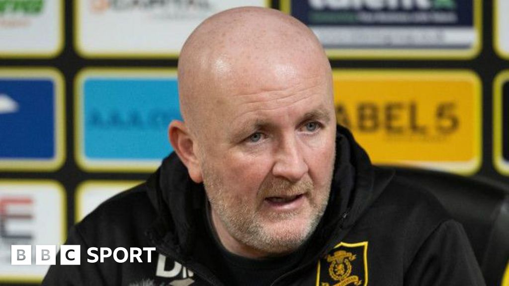 Livingston miss out on defensive target as Martindale seeks solutions ...
