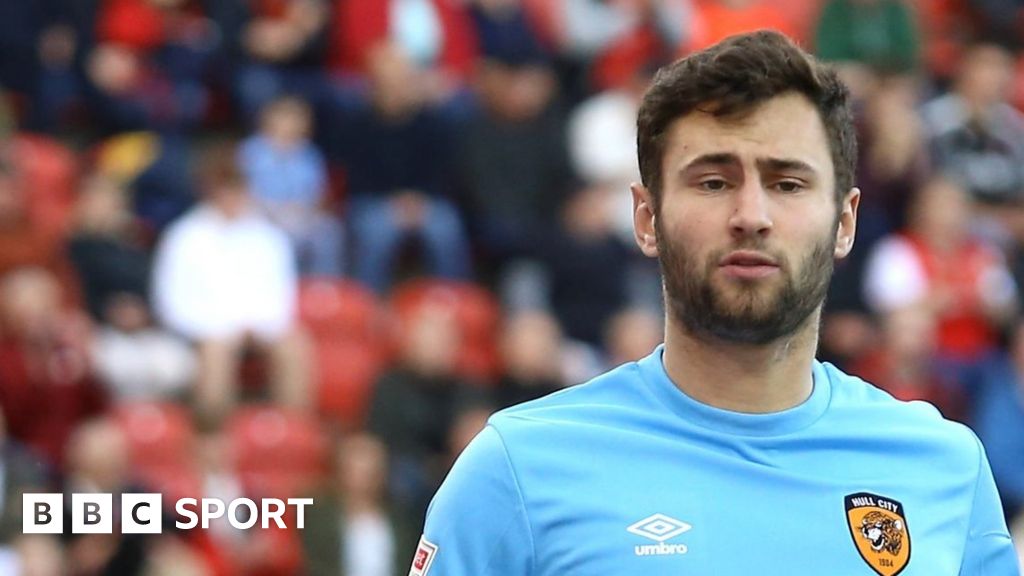 Nathan Baxter: Bolton Wanderers sign goalkeeper on two-year deal following Chelsea release - BBC ...