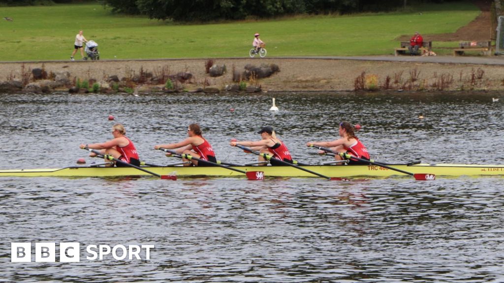 Welsh rowers shine in Strathclyde - BBC Sport