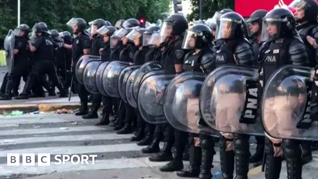 River Plate v Boca Juniors: Postponed Copa Libertadores final second ...