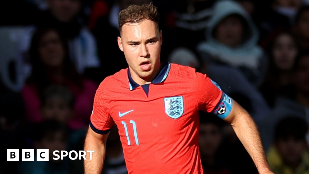 Harvey Vale: Chelsea midfielder joins Bristol Rovers on loan - BBC Sport