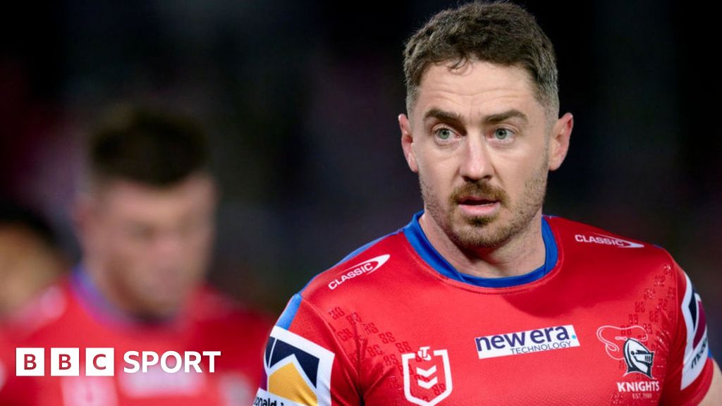 Adam Clune: Huddersfield Giants sign Australian scrum-half on three ...