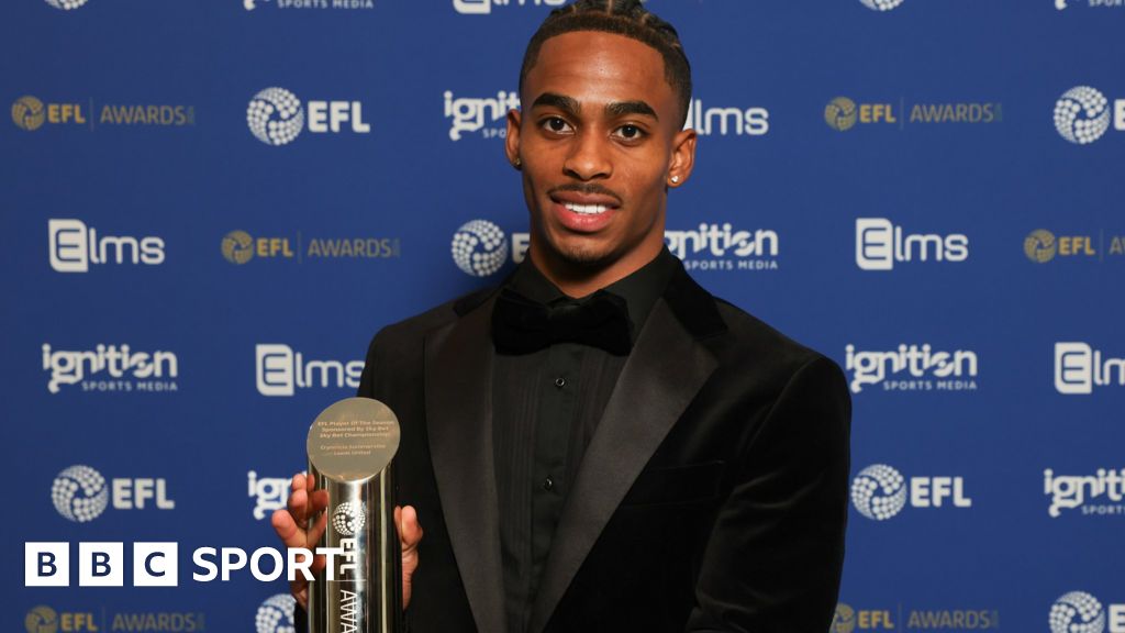 EFL Awards: Ipswich boss Kieran McKenna and Leeds winger Crysencio ...