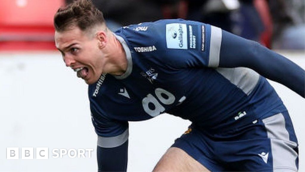 Premiership: Sale 41-5 Exeter - Tom Roebuck hat-trick seals key Sharks ...