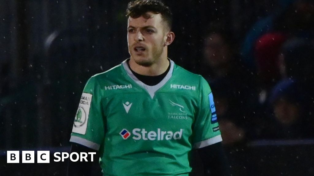 Adam Radwan: Newcastle Falcons winger signs new three-year deal - BBC Sport