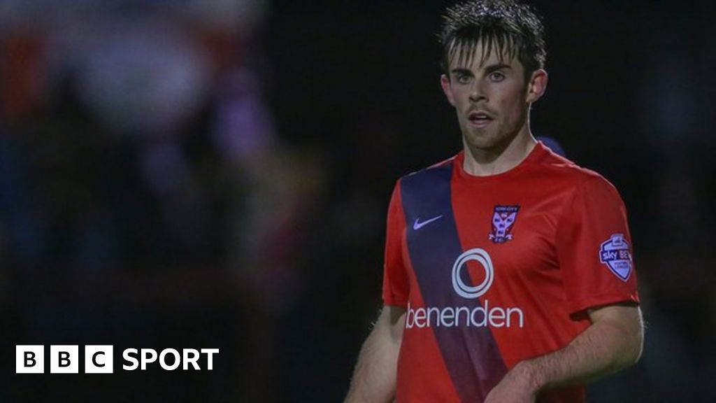 Kenny McEvoy: York City sign ex-Tottenham Hotspur winger - BBC Sport