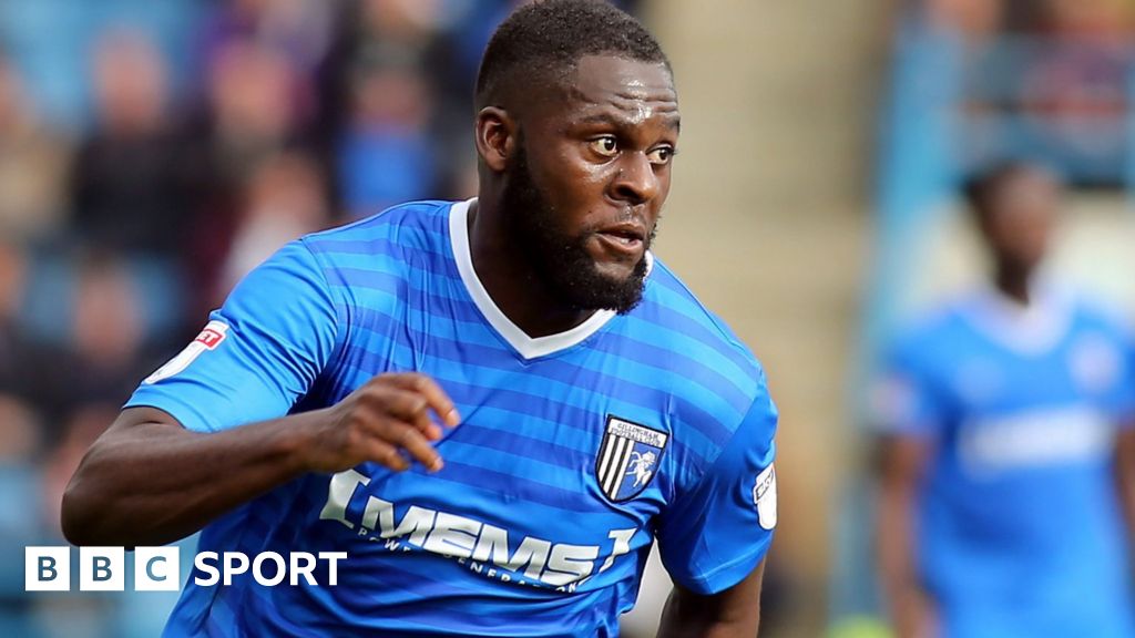 Frank Nouble: Southend United sign former West Ham, Ipswich and ...