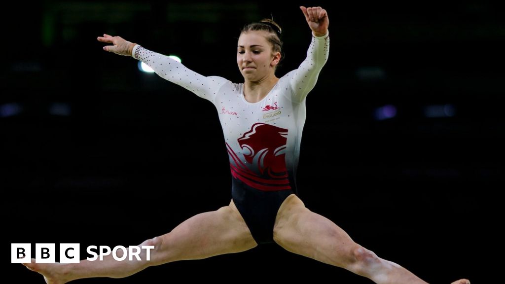 Kelly Simm: Great Britain gymnast retires after surgery - BBC Sport