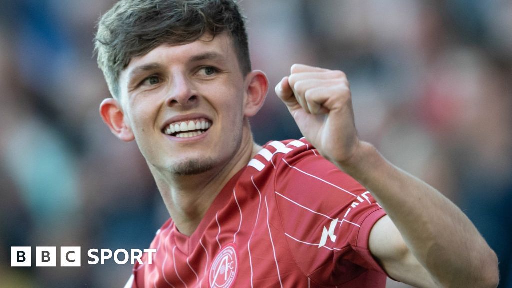 Leighton Clarkson: Aberdeen secure midfielder's return from Liverpool ...