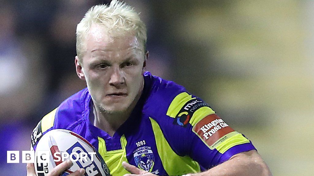 Rhys Evans: Bradford Bulls loan centre to Leeds Rhinos in Super League ...
