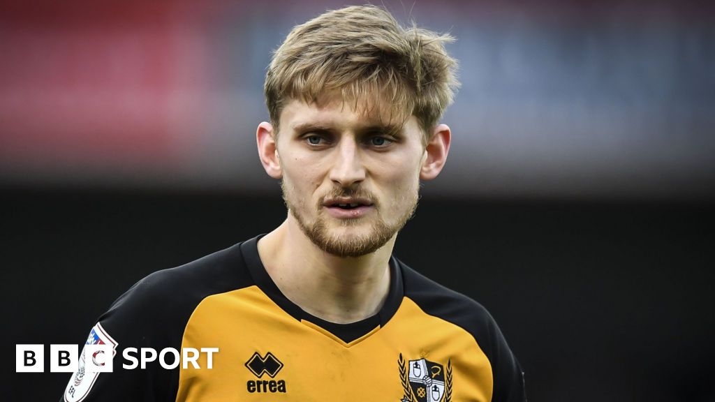 Nathan Smith: Port Vale defender signs extended deal - BBC Sport