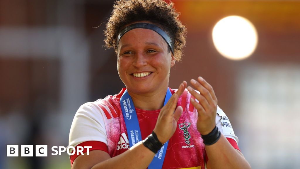 Shaunagh Brown: England prop signs new Harlequins deal - BBC Sport