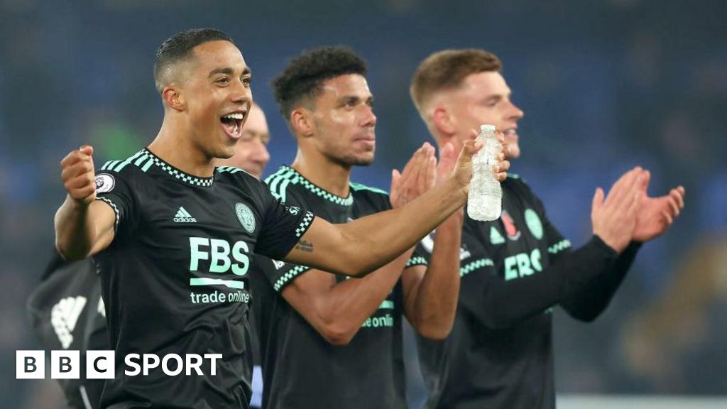 L﻿eicester right to stick with Rodgers - Nevin - BBC Sport