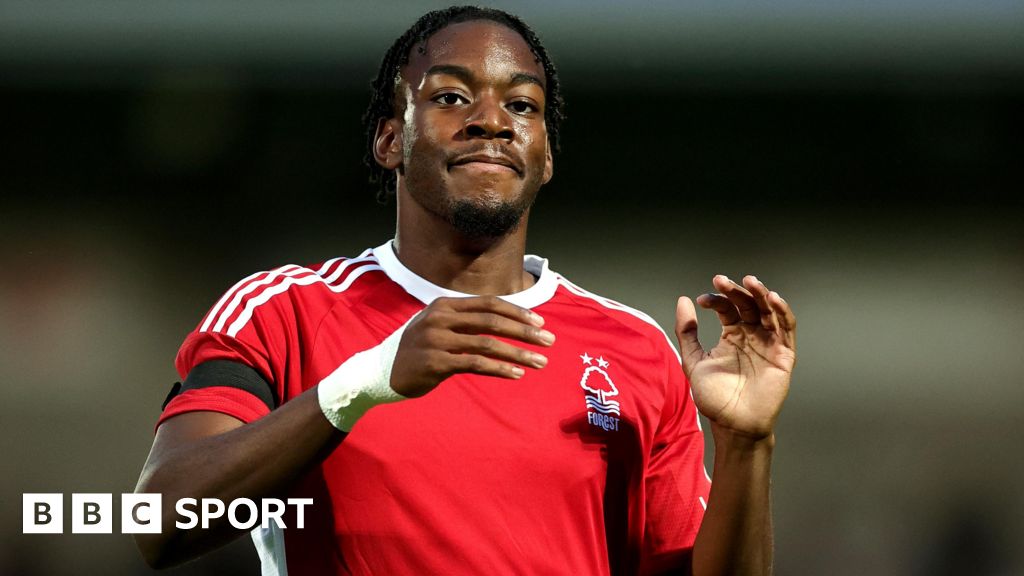 Manchester United: Elanga deal could be rise to £20m - BBC Sport