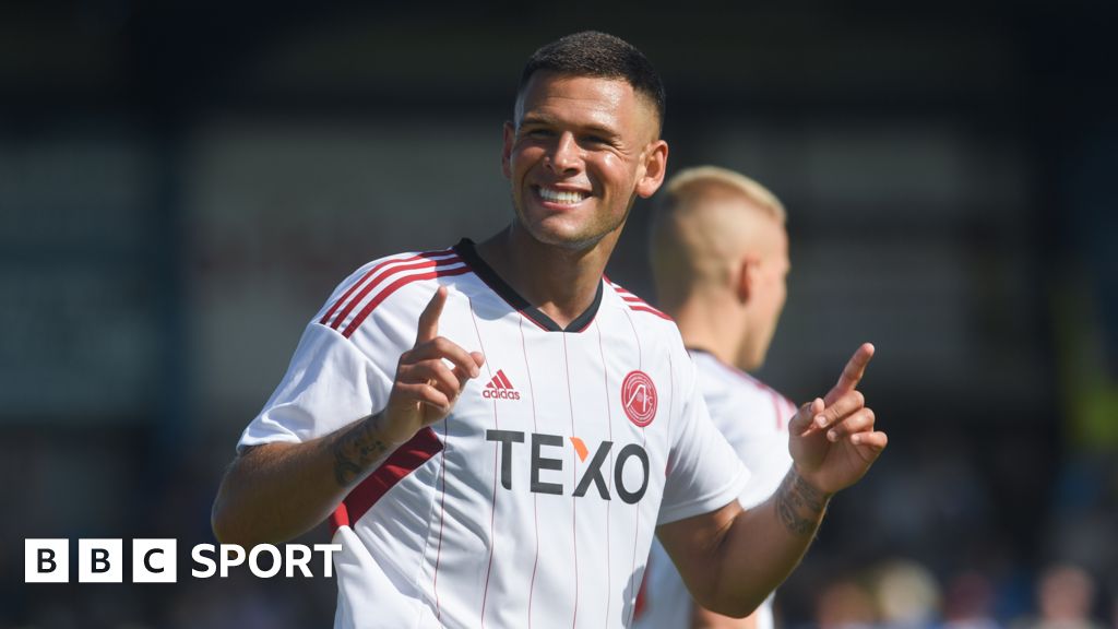 Ramirez unlikely to join rivals Hearts - Aberdeen boss Goodwin - BBC Sport