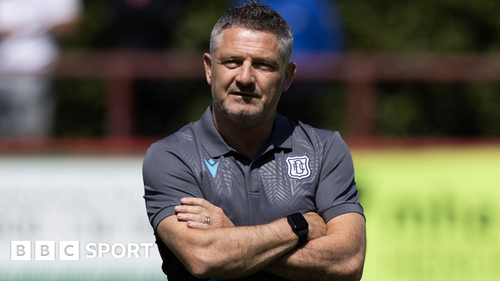 'Docherty has got Dundee fans forgetting about Bowyer' - BBC Sport