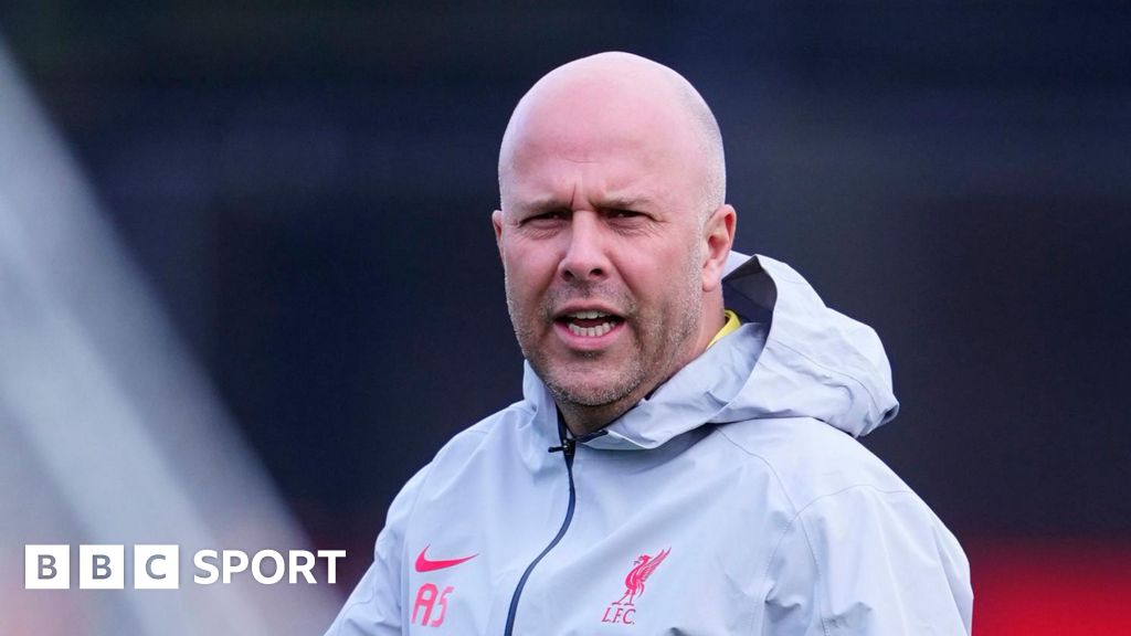 Liverpool: Slot prepared for 'big one' against Bournemouth - BBC Sport