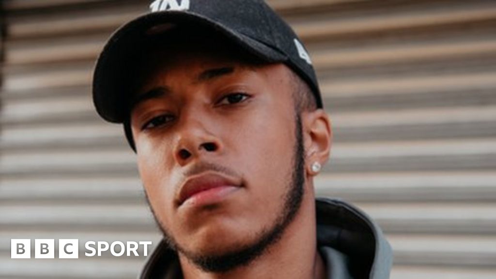 Premier League predictions: Lawro v Yizzy - BBC Sport