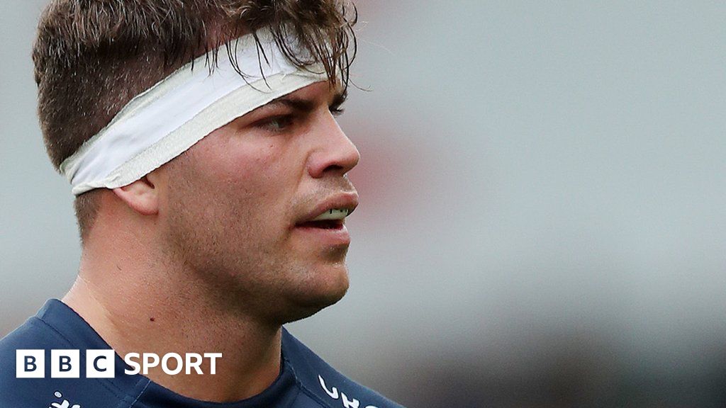 Jono Ross: Sale Sharks captain extends contract until 2022 - BBC Sport