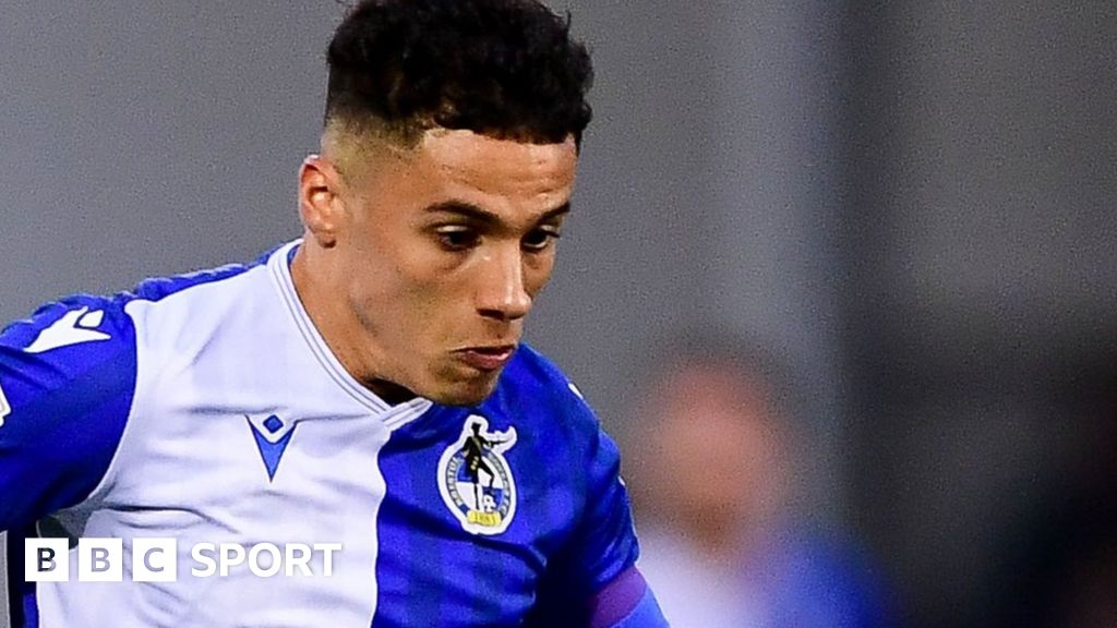Tyler Smith: Rochdale sign forward from Sheffield United - BBC Sport