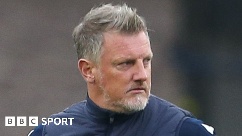 Wayne Hatswell set to remain as Newport County caretaker boss - BBC Sport