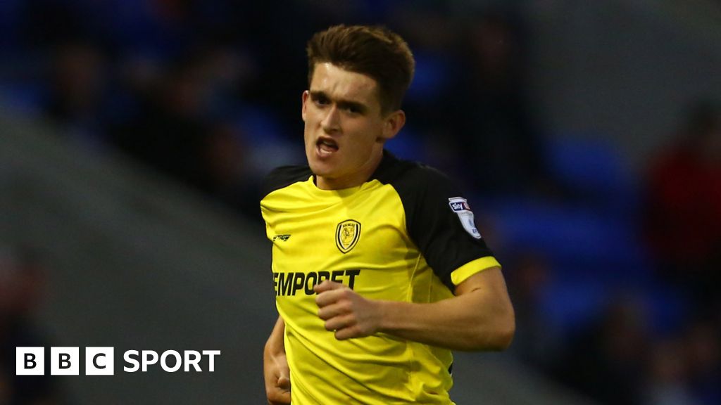 Ben Fox: Burton Albion midfielder joins Solihull Moors on a one-month ...