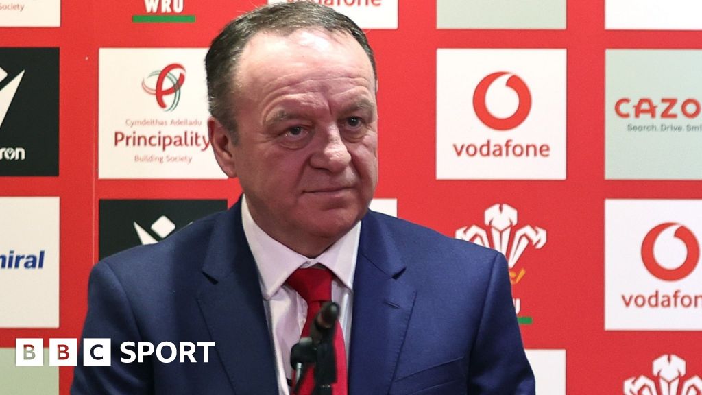 Steve Phillips: Welsh Rugby Union boss says sorry but wants to stay at ...